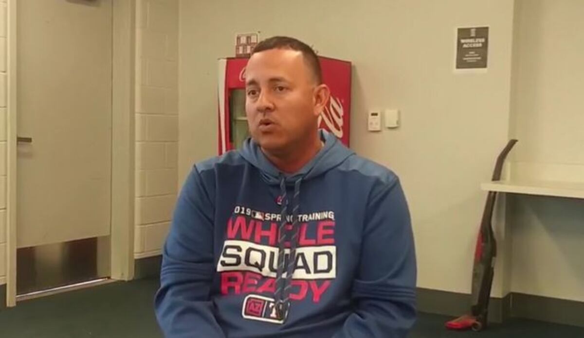 Medias Rojas contratan al coach panameño Julio Rangel