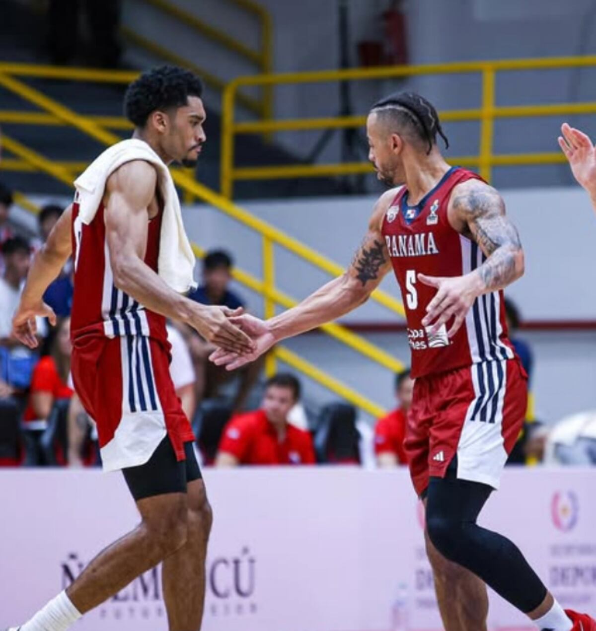 Molinar y Gaskins iluminan a Panamá en su primera victoria en el FIBA ...