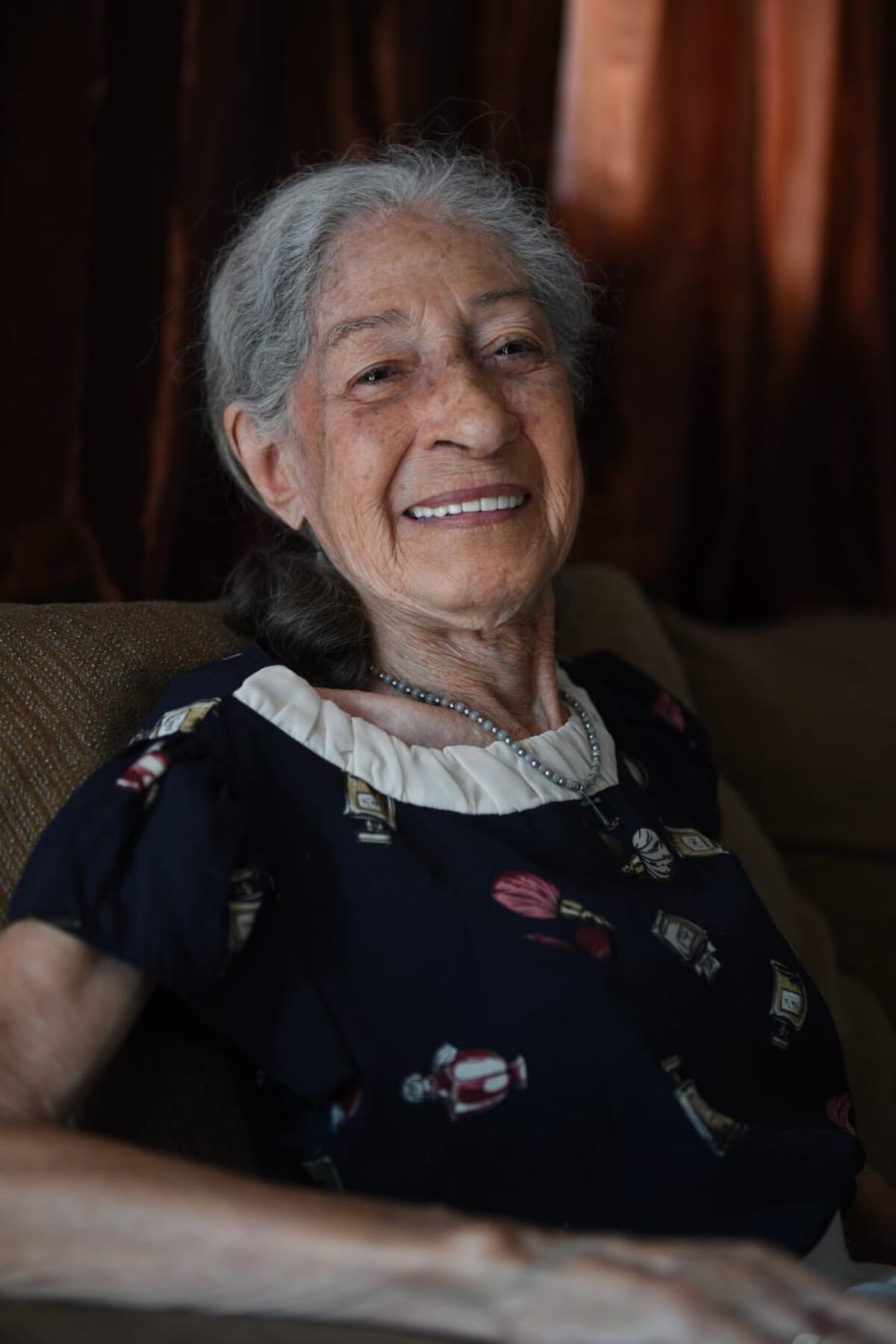 Lury es una abuelita que dedicó parte de su vida a cuida a sobrinos y ...