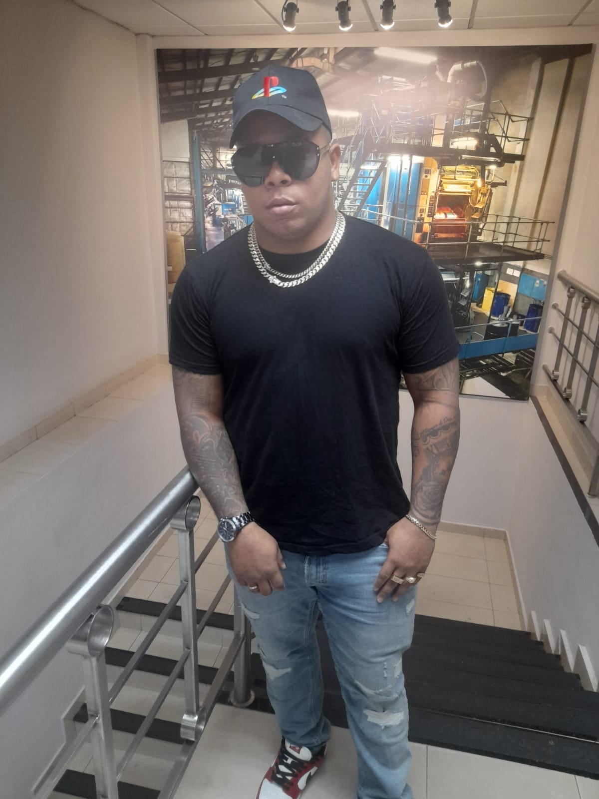 Jeypi estrenará su ‘Amor nocivo’