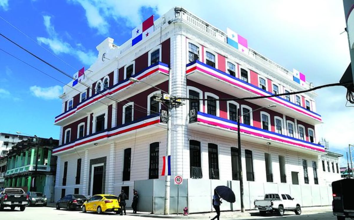 Recobra el brillo: Joya de la arquitectura colonense es restaurada