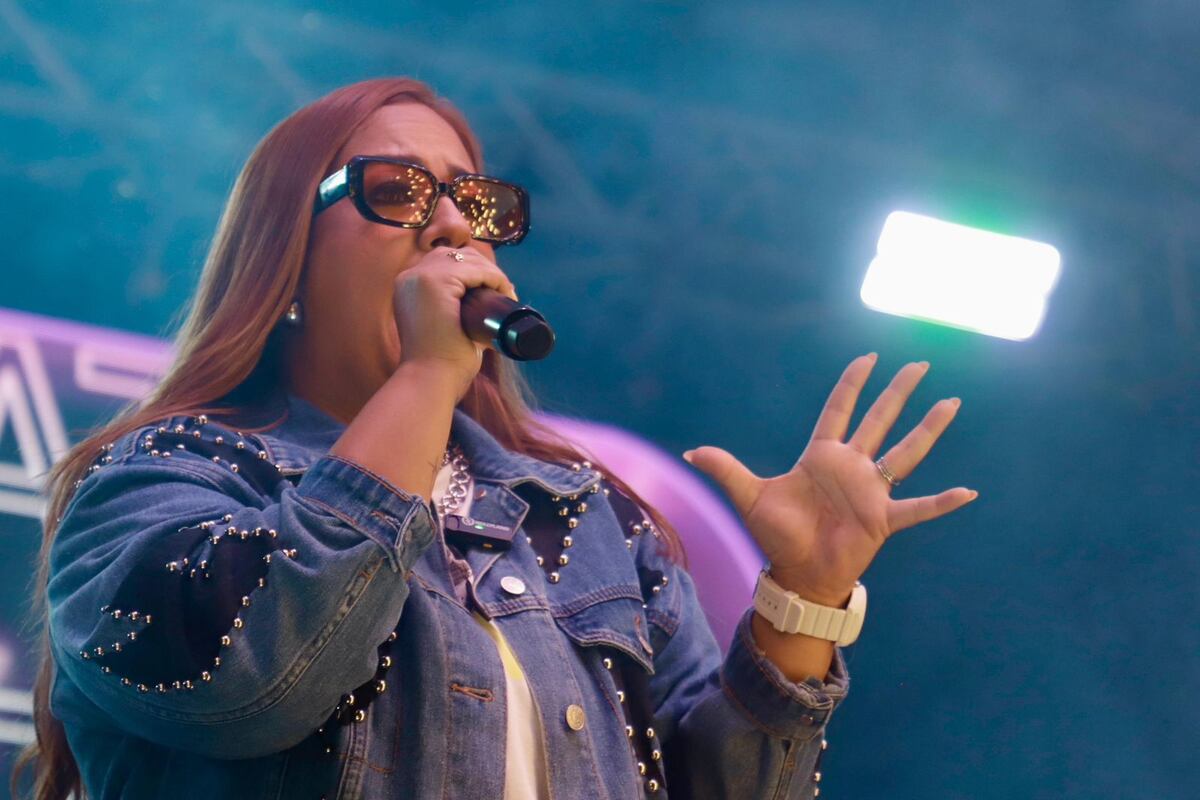 Kathy Phillips se roba el show en el ‘Romantic Stars’: Reggae ...